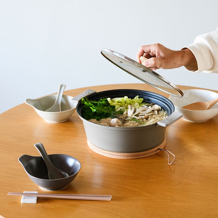 アルミ底広IH両手鍋 22cm|KEYUCA(ケユカ)オンラインショップ【公式】通販